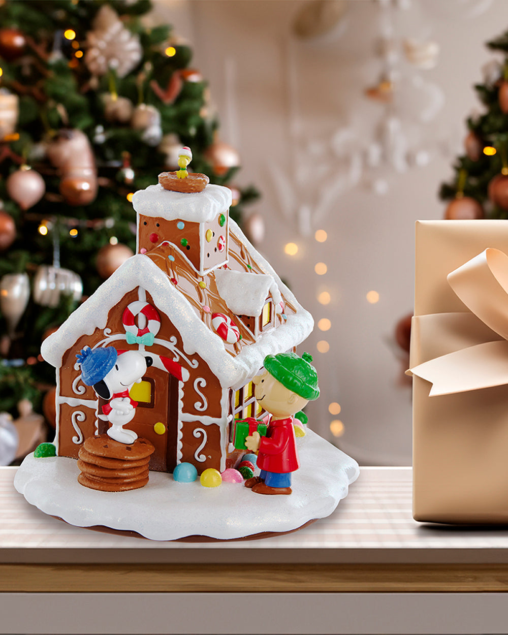 Licensed Brands – The Frosty Nutcracker Holiday Treasures