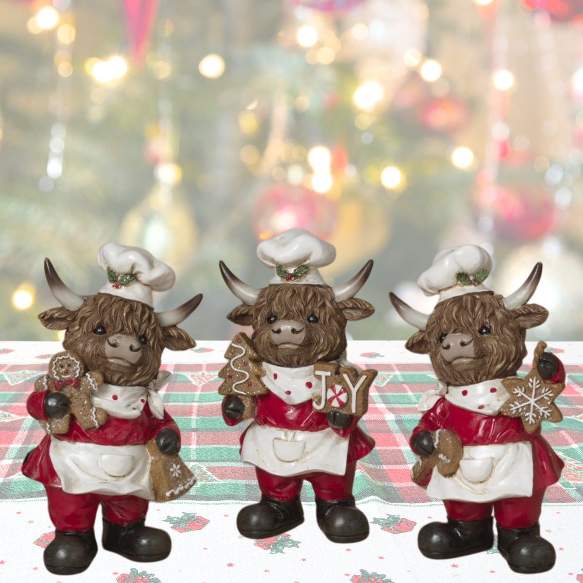 Pre-Order 5.9"H Resin Holiday Highland Cow Gingerbread Chef Set 279537